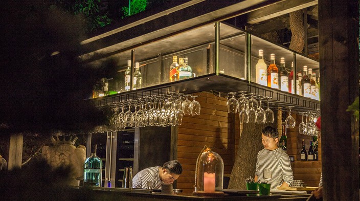 Villa Le Bec | DOROTHY WANG